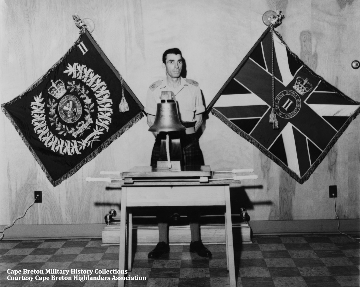 Section 4 (Maj Legge and Colours)